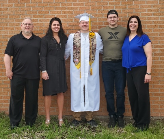 Hanging Up His Helpful Hat: Miner's Ace Hardware Employee Retires After ...