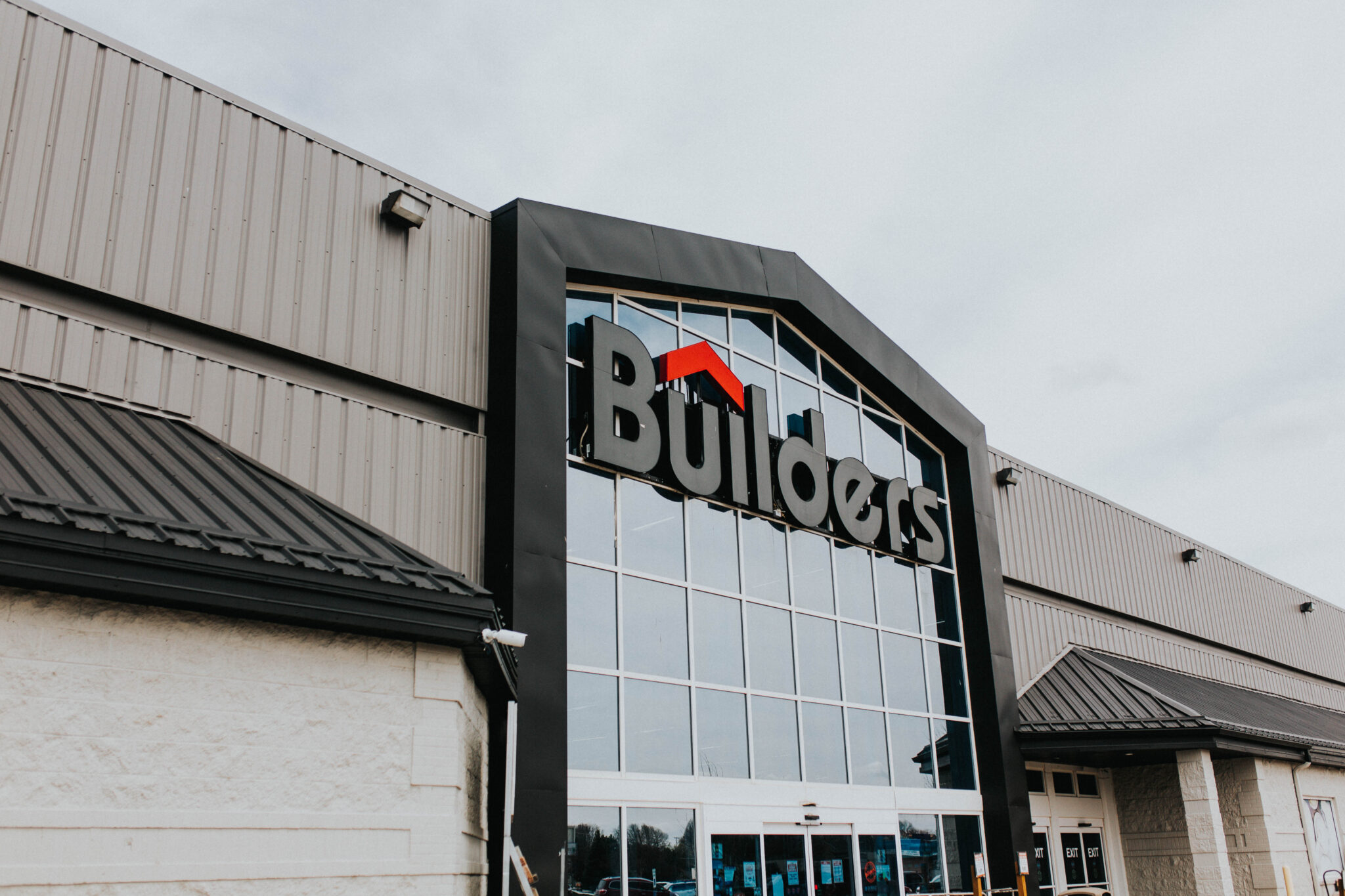 New Design Center Fabricates Opportunities at Builders | Hardware Retailing