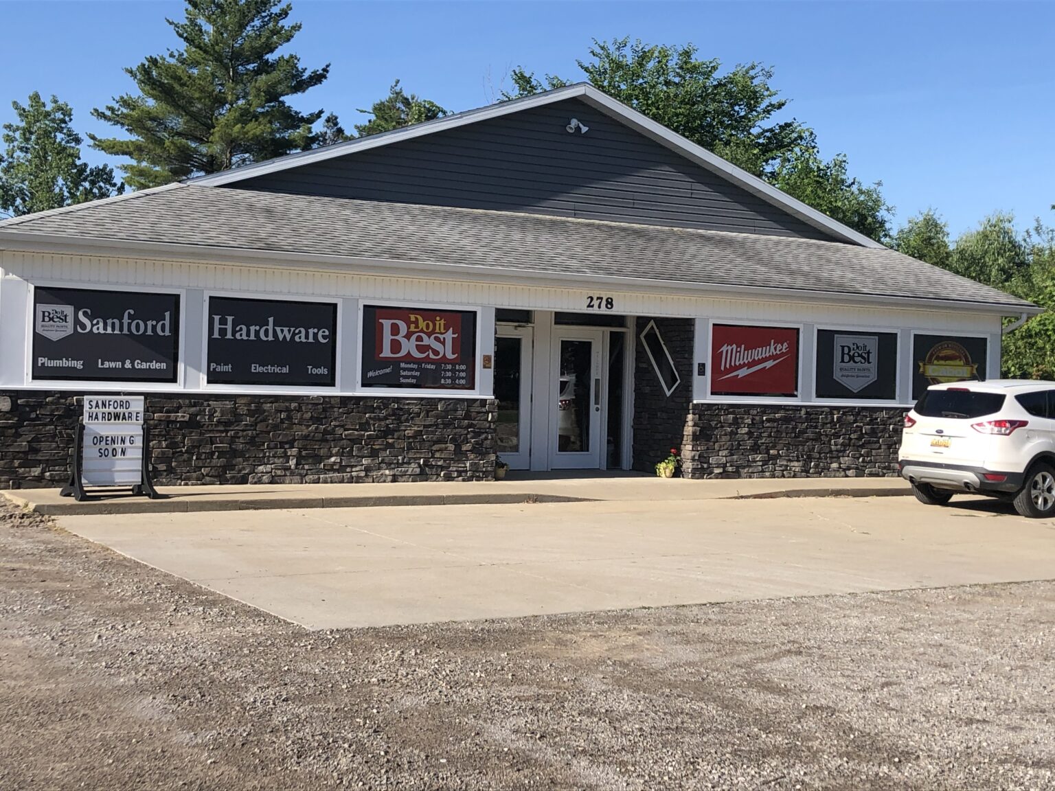 temporary store | Hardware Retailing