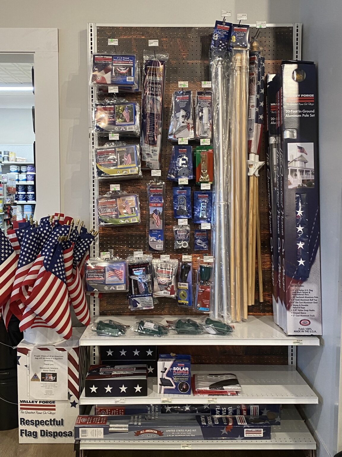 Endcaps That Go the Extra Mile | Hardware Retailing